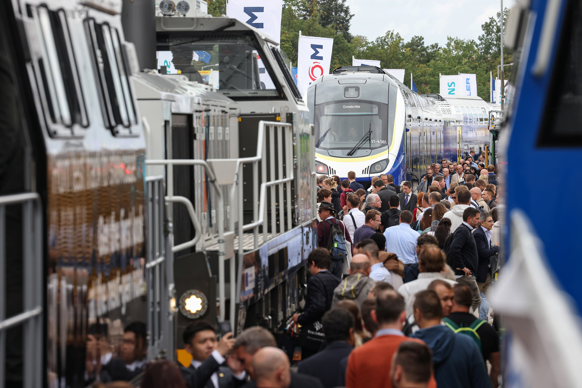 Outdoor Display - InnoTrans