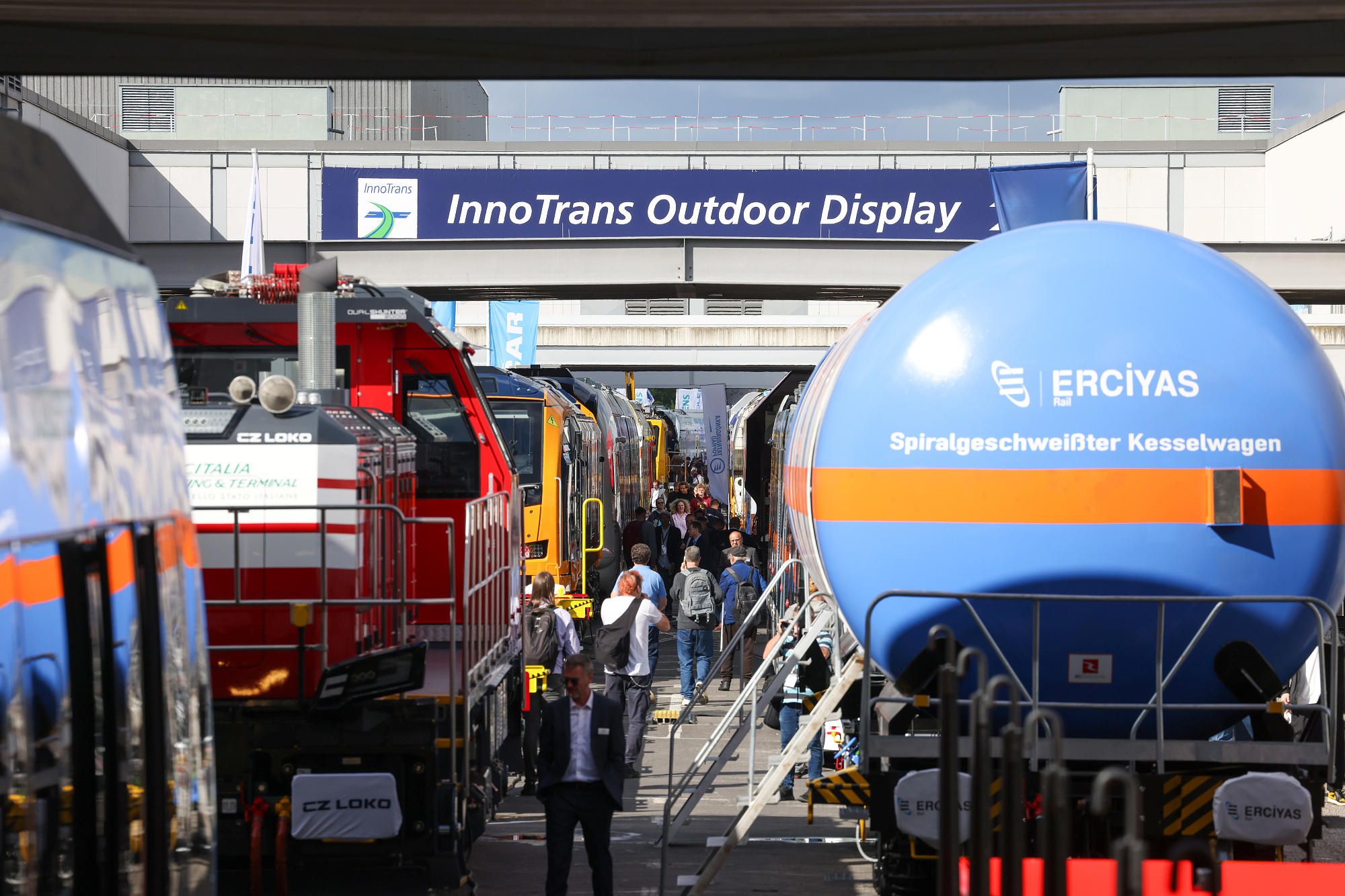 Outdoor Display - InnoTrans