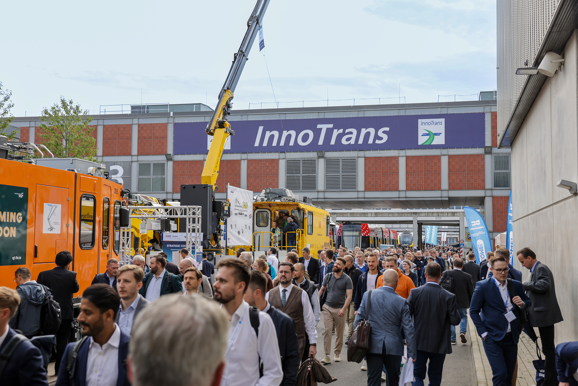 Outdoor Display - InnoTrans