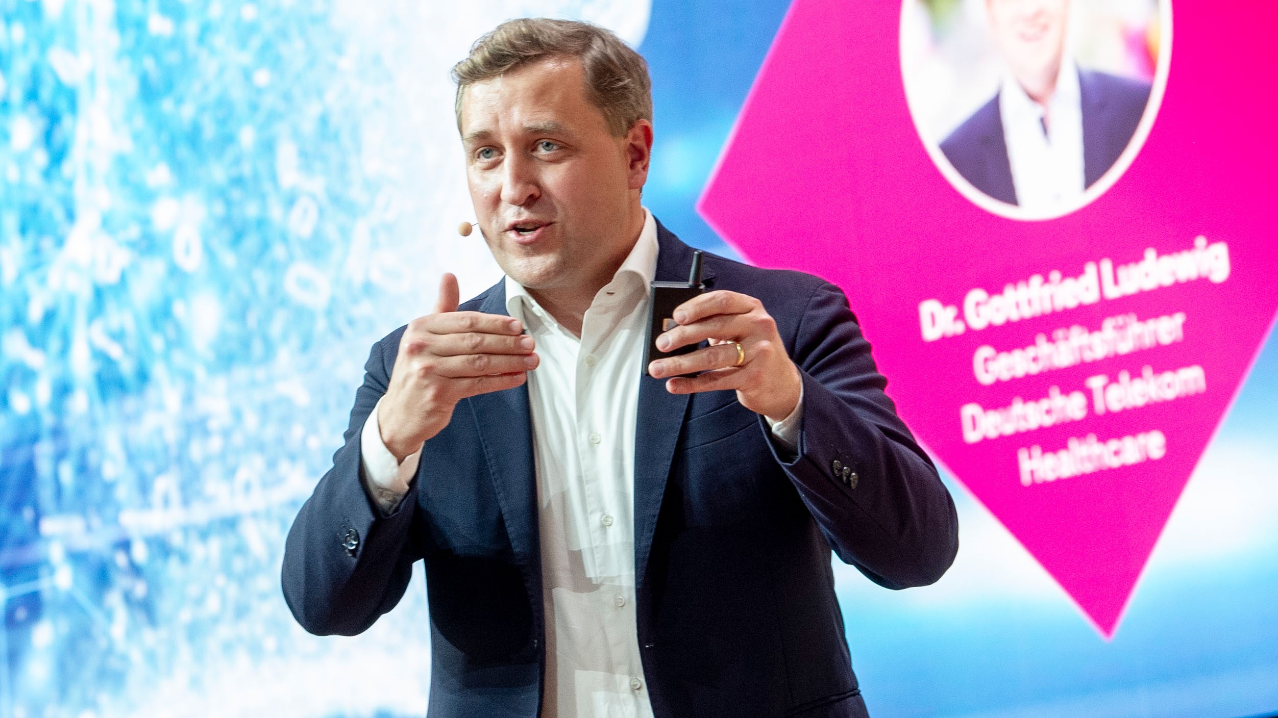 “No digital progress with miniature infrastructures” - DMEA