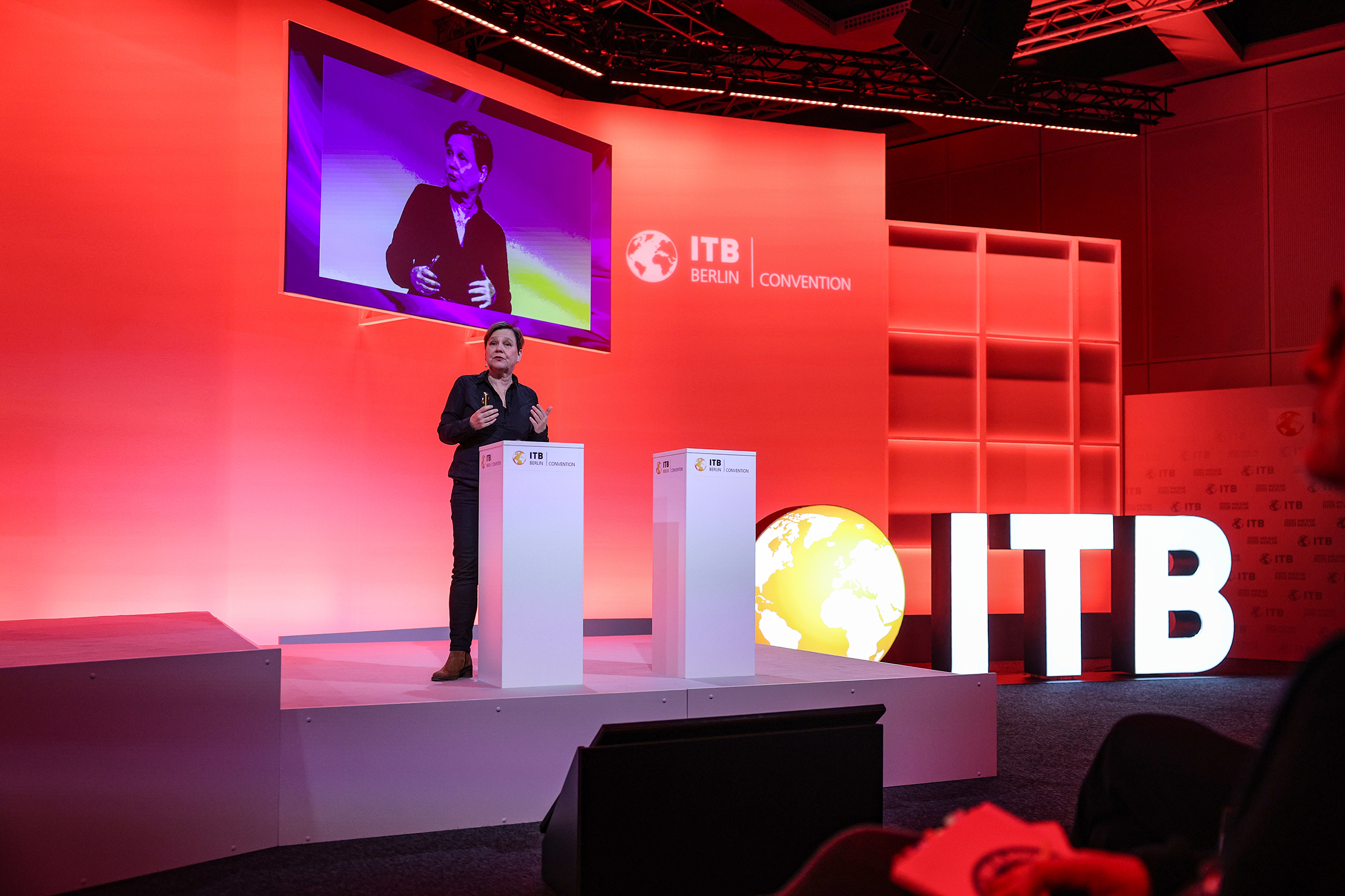 Biodiversity under threat - can AI save nature? - ITB Berlin